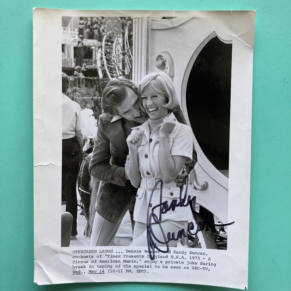 Autograph | Other | Sandy Duncan Only Signed Photo 8xtv Timex Presents ...